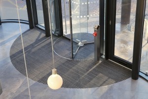 Gradus Esplanade 1500 - Semi-circle at London Square | SDS Matting